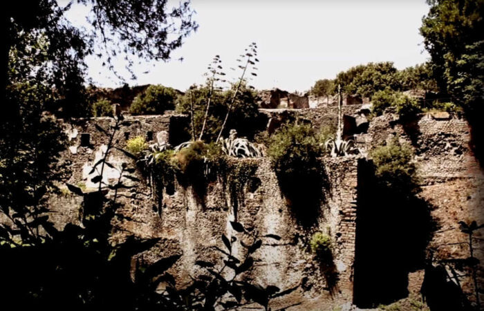 Ghosts Unearthed: History’s Most Haunted Sites! – Do You Know History